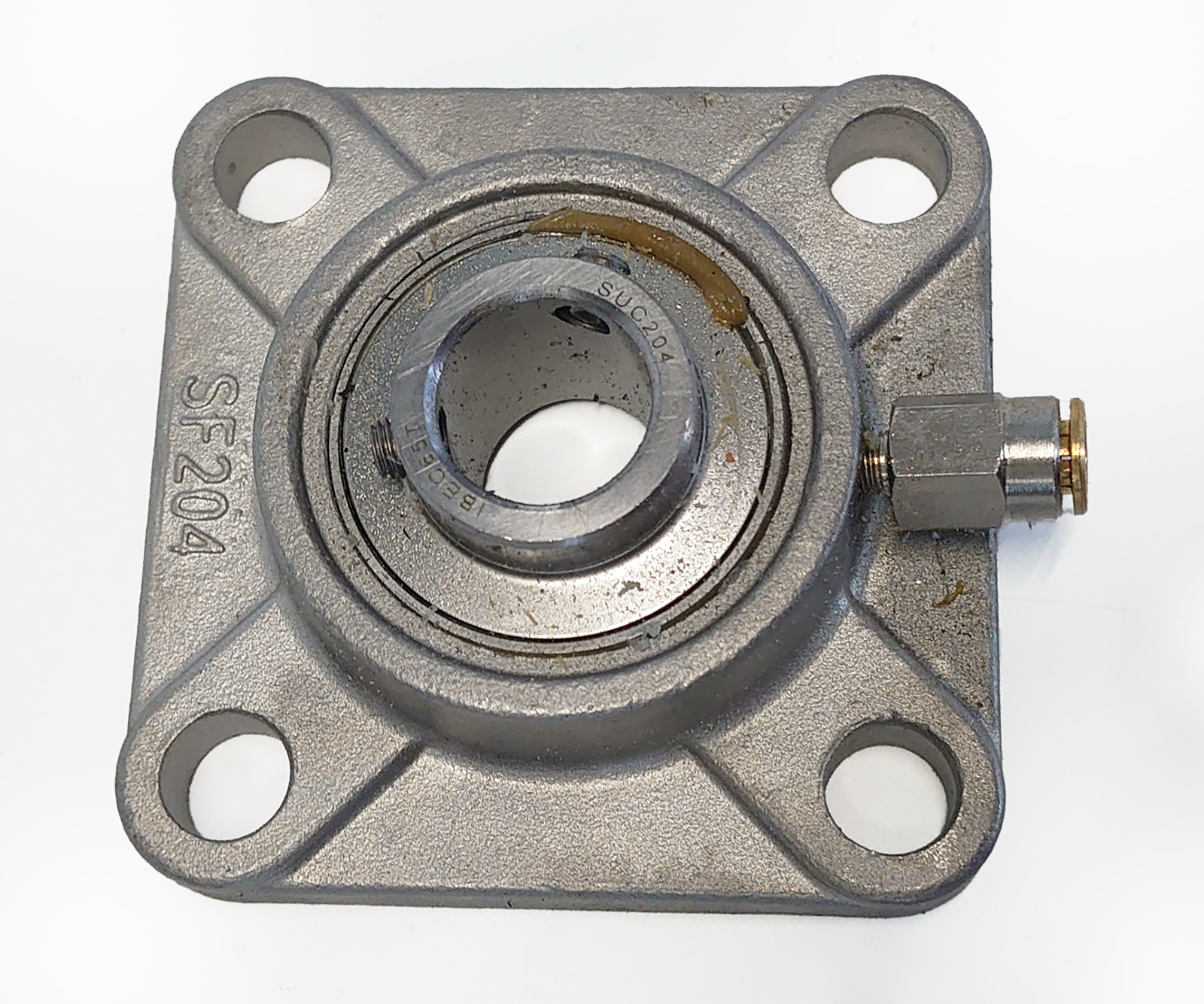 Winterdienstausstattung von Der Schneefürst - HILLTIP flange bearing ...