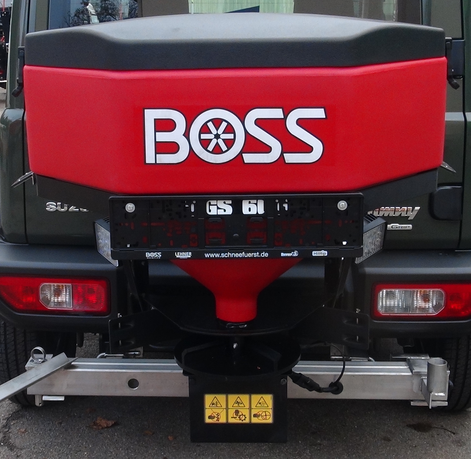 Winterdienstausstattung von Der Schneefürst - THE BOSS TGS 600 ...